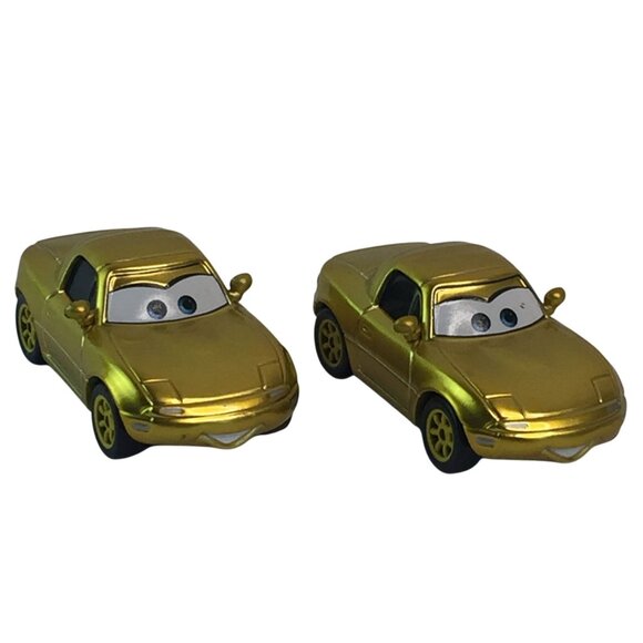 Disney | Toys | Disney Pixar Cars Diecast Dinoco Dream Gold Mia Tia ...